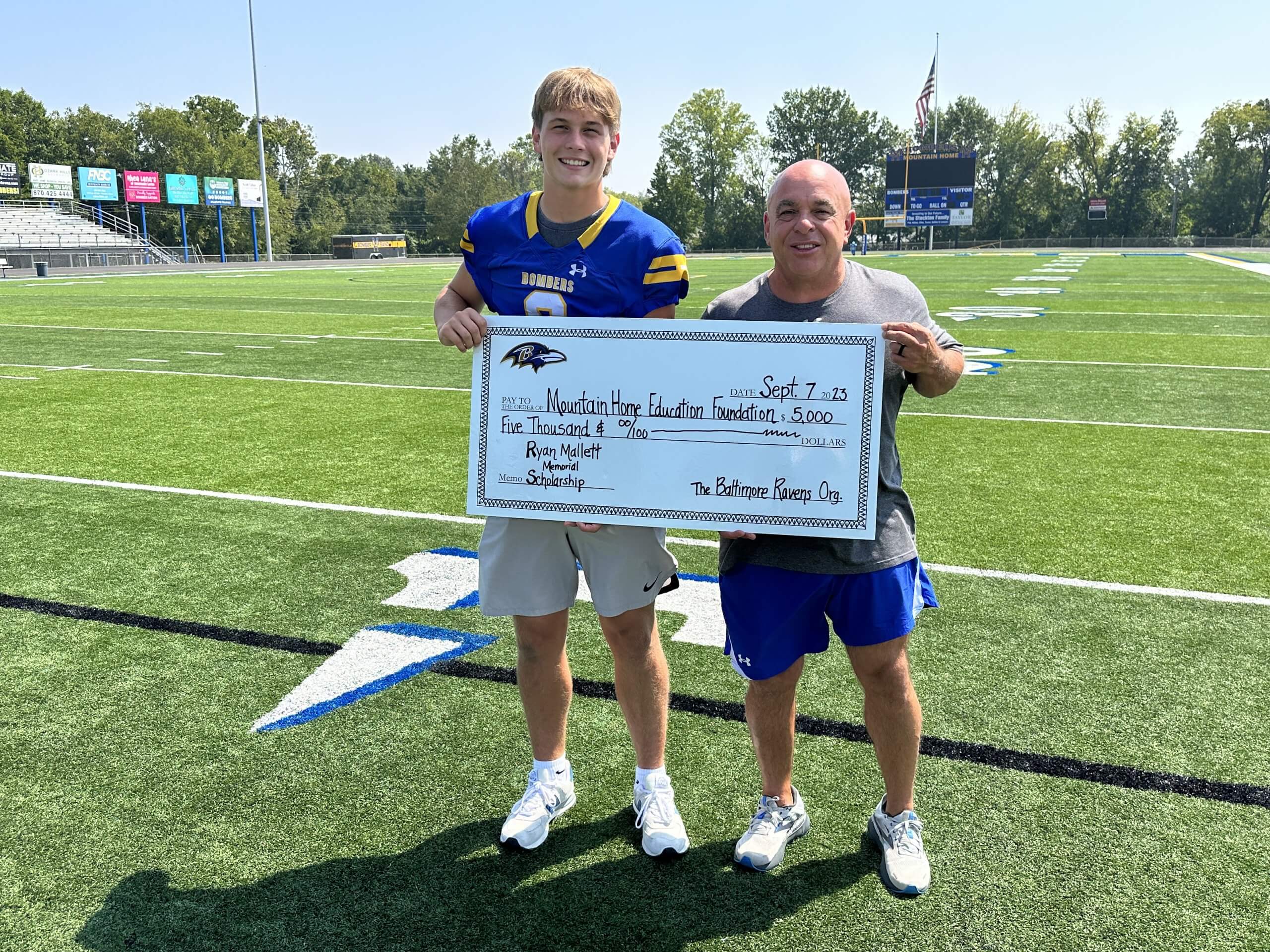 Bomber Coach Steve Ary looks to reach end zone with $15,000 donation ...
